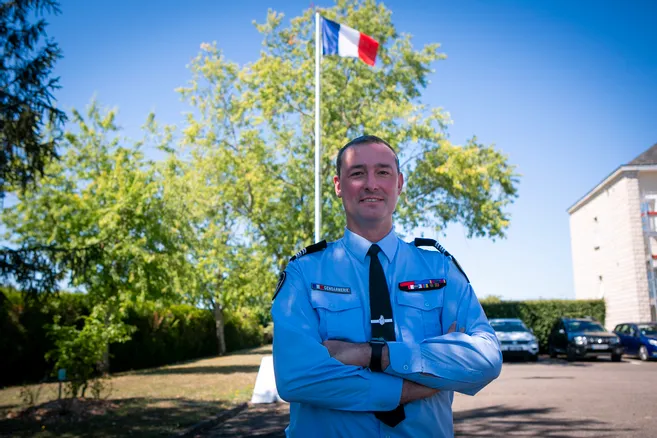 Le colonel Anthony Clerbout, nouveau patron des gendarmes du Cher - Le ...