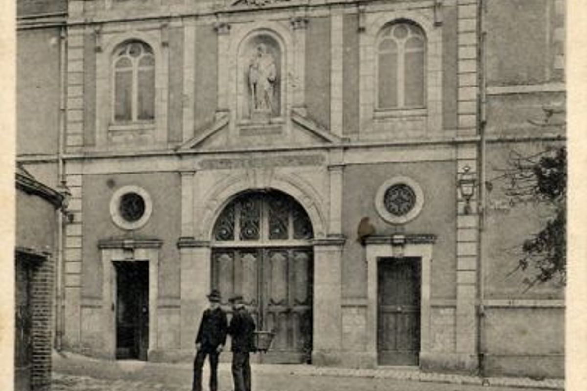 Les barnabites, 50 ans d’histoire locale - La République du Centre