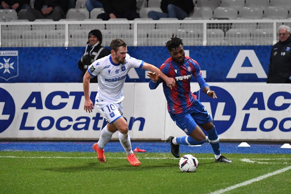 Un parfum d’Europe à l'AJA cet été - L'Yonne Républicaine