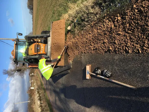 Les accotements des routes en travaux - Le Pays Roannais
