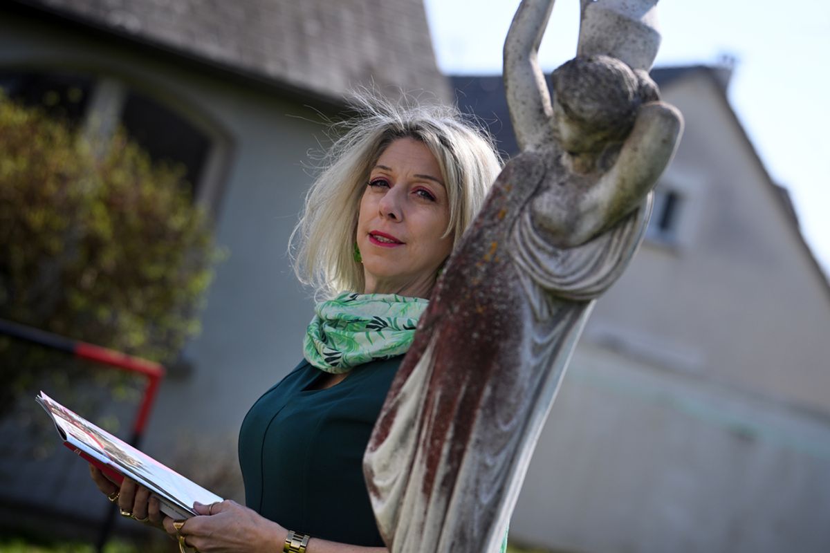 Aurore Balland-Pieuchot, invitée d'honneur au salon du livre de Nevers ...