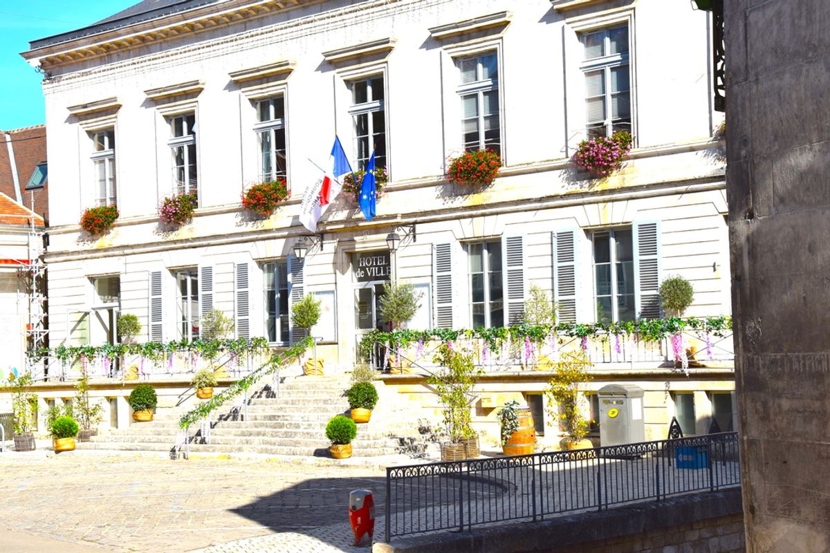 Le tournage de la nouvelle émission de téléréalité de W9 a débuté à ...