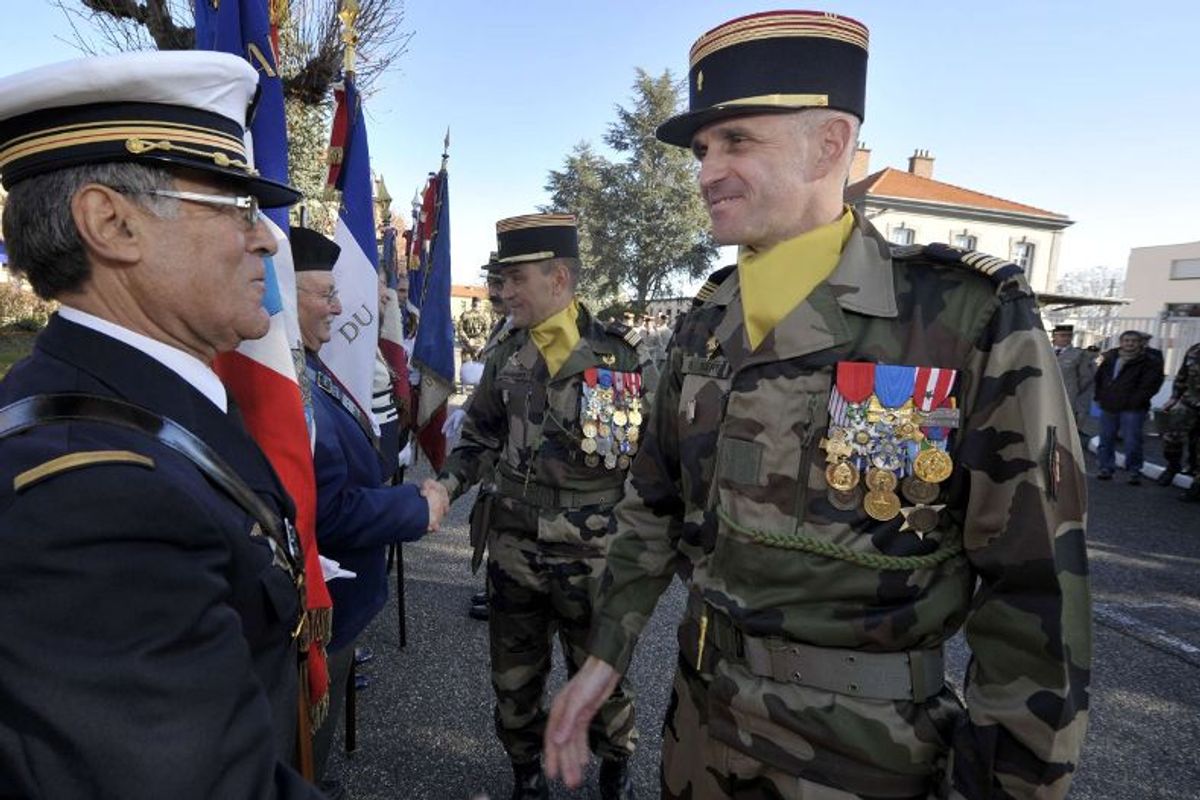 Le colonel Bert succède au colonel Haberey - La Montagne