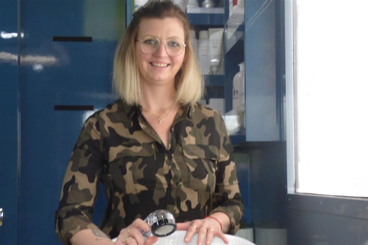 Anne-Lise Bonneau lance son salon de coiffure itinérant dans la Nièvre ...