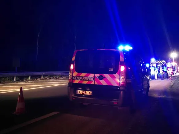 Accident mortel sur la N6 à Monéteau : âgé de 17 ans l'automobiliste n ...