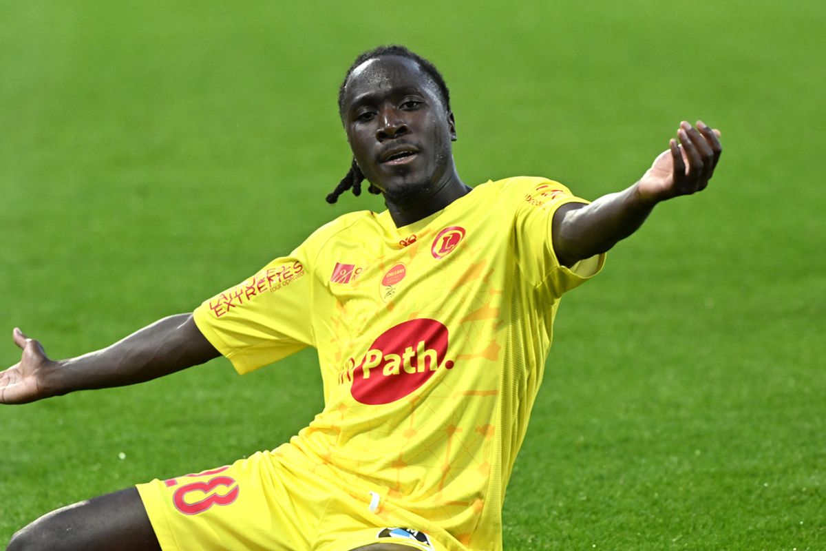 Football : Steven Luyambula, le bon coup de l’US Orléans - La ...