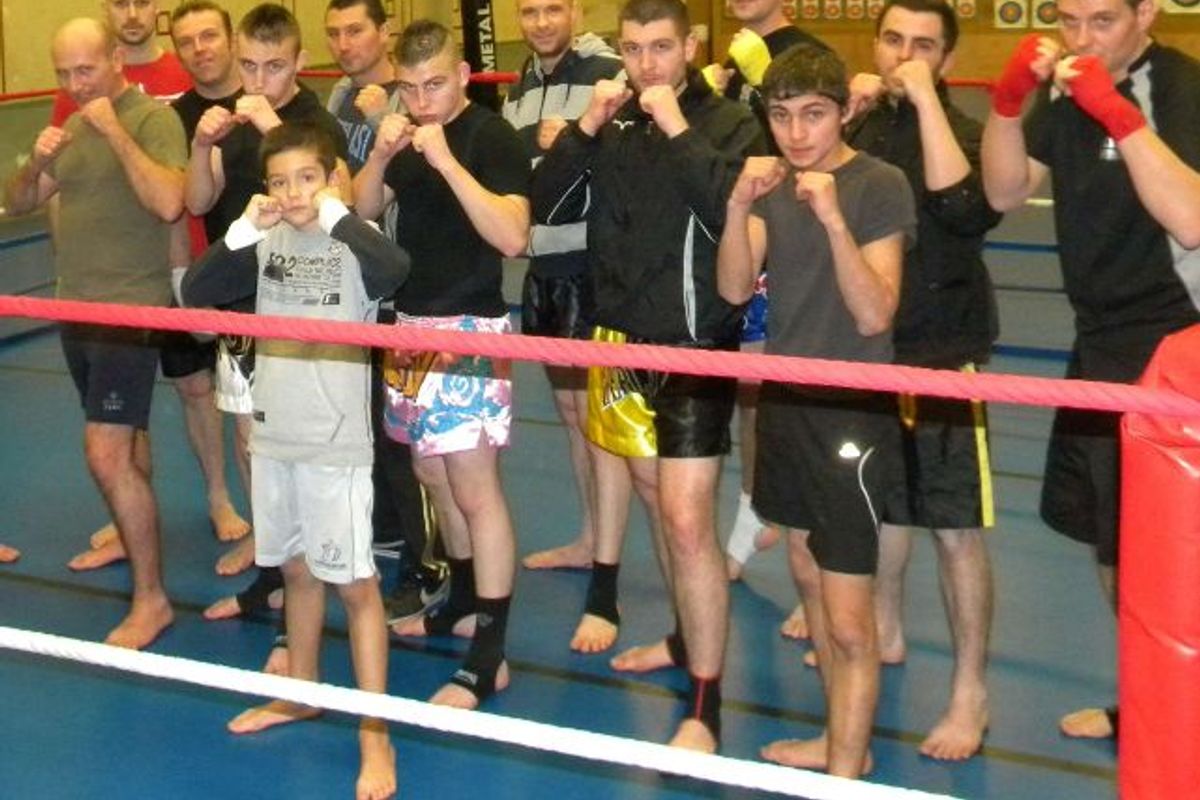 Inscriptions pour le kick-boxing - La République du Centre