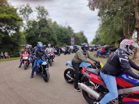 JOUET SUR L AUBOIS. Franc succès pour les 25 ans du club - Le Berry Républicain