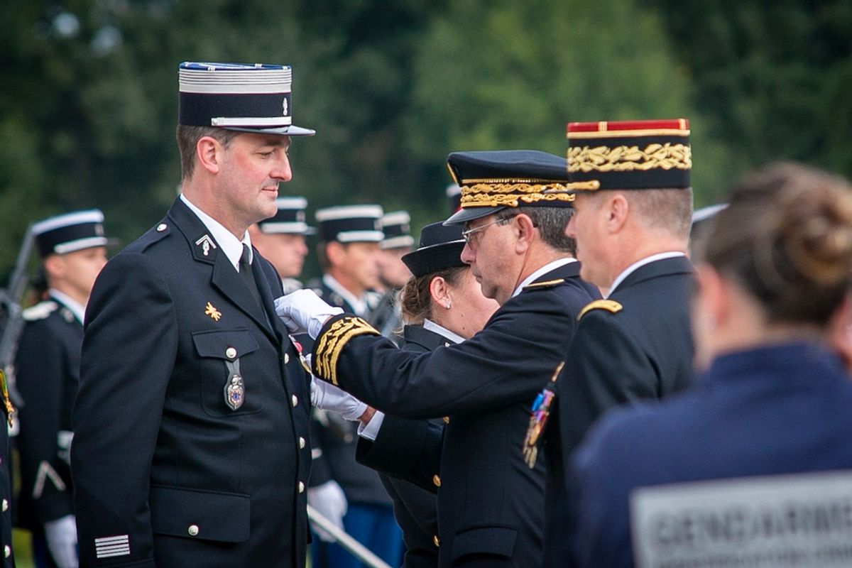 Au château de Menetou-Salon, le colonel Anthony Clerbout prend ...
