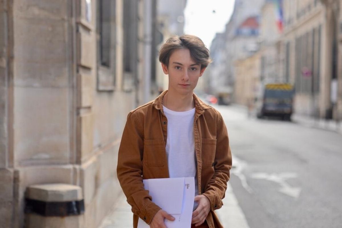 "Honoré de porter la voix des jeunes" : Louis Alexandre, réalisateur de ...