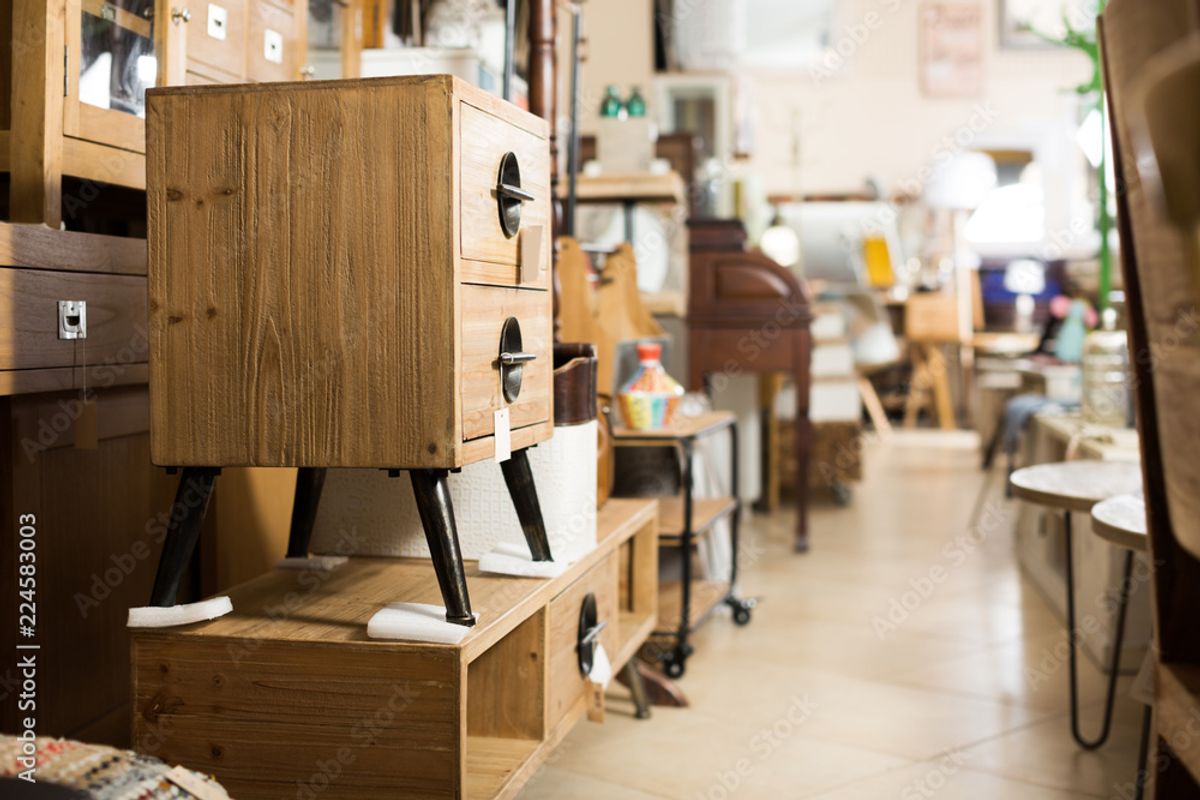 Brocantes ou vide-greniers ? On vous dit comment trouver de beaux ...