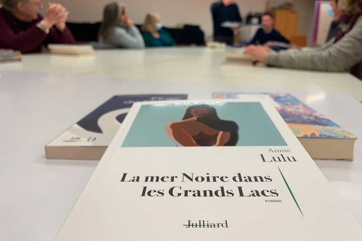 À Saint-Amand-Montrond, Annie Lulu remporte le 37e prix Alain-Fournier ...