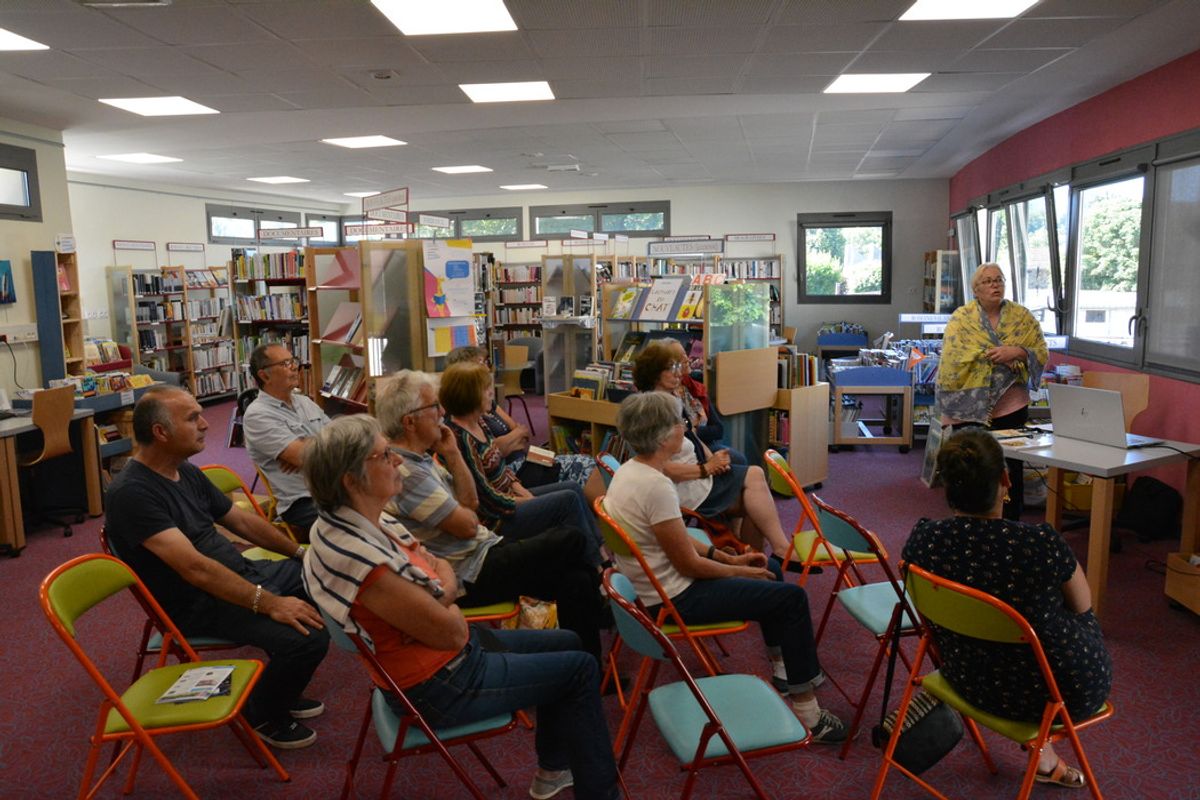 VIC SUR CERE. Suzel Crouzet-Henry présente son livre - La Montagne