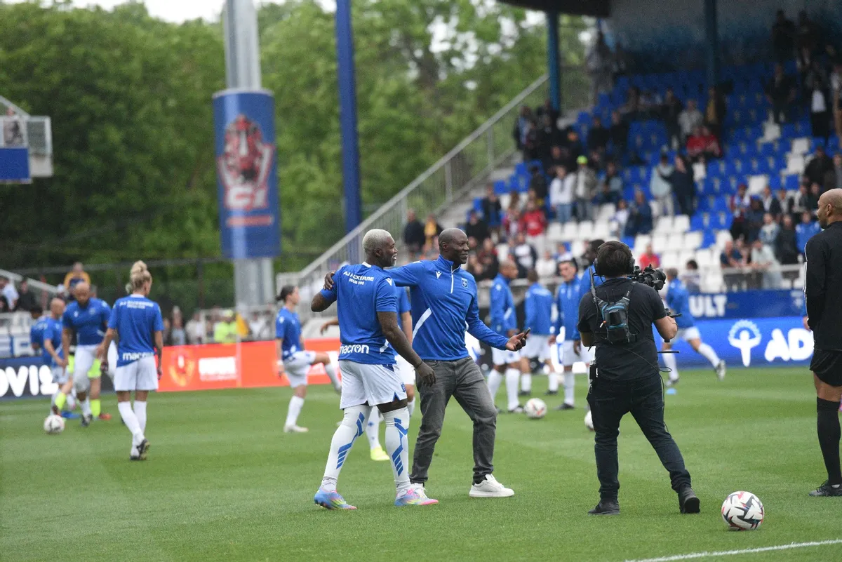 Fête, buts de Djibril Cissé et de ses fils, hommages... Revivez le ...