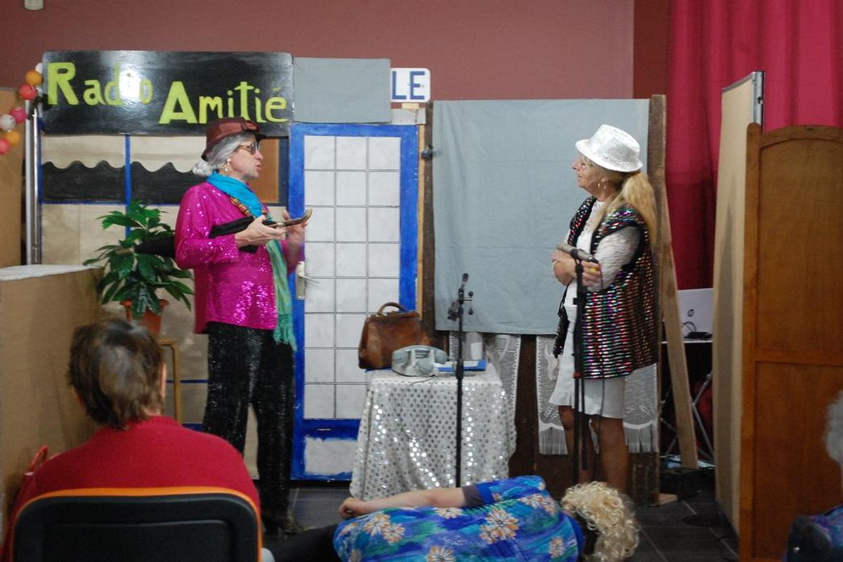 La troupe amateur de Langeac en représentation au CHU Pierre-Gallice ...
