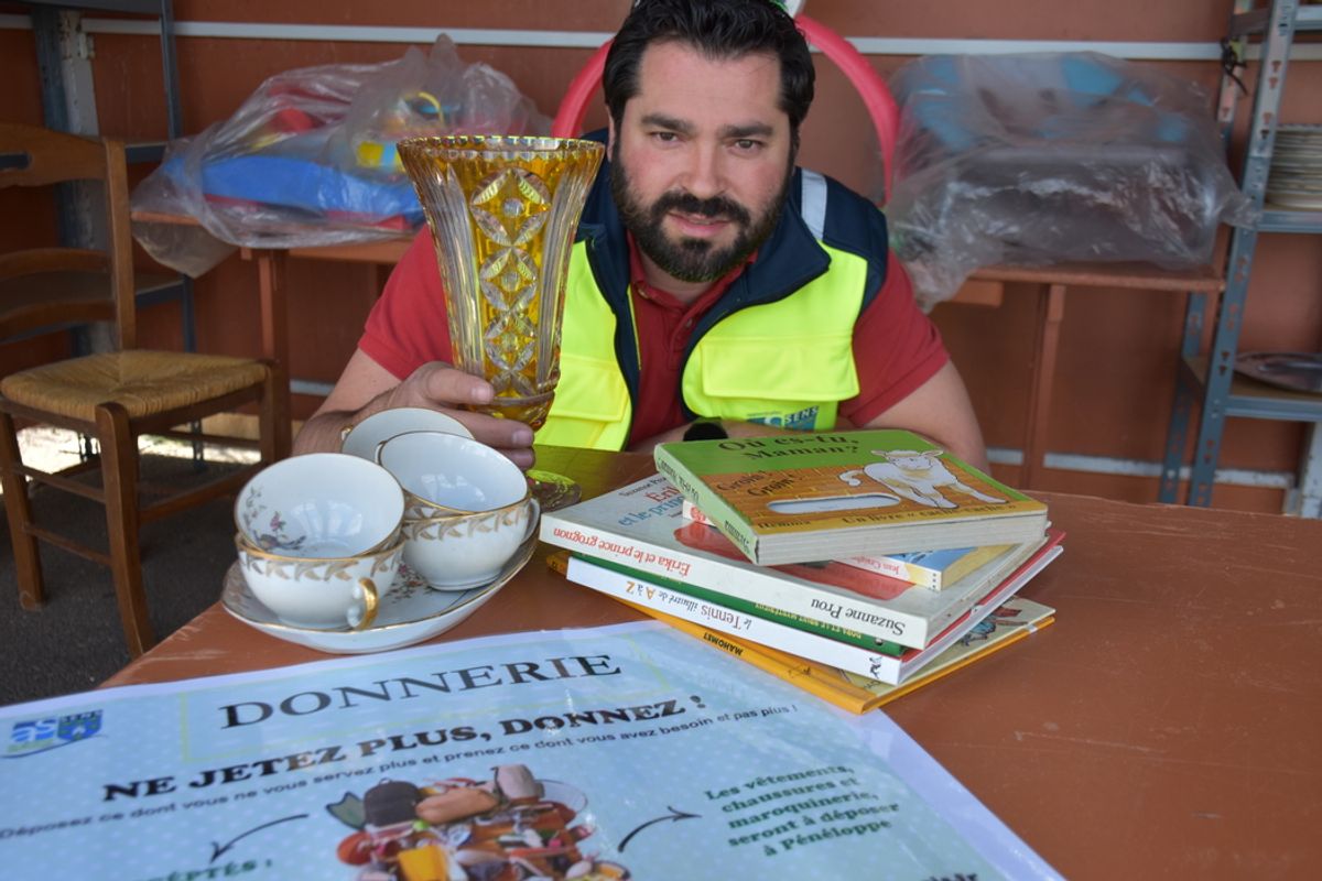 Comment fonctionnent les donneries installées dans les déchèteries de ...