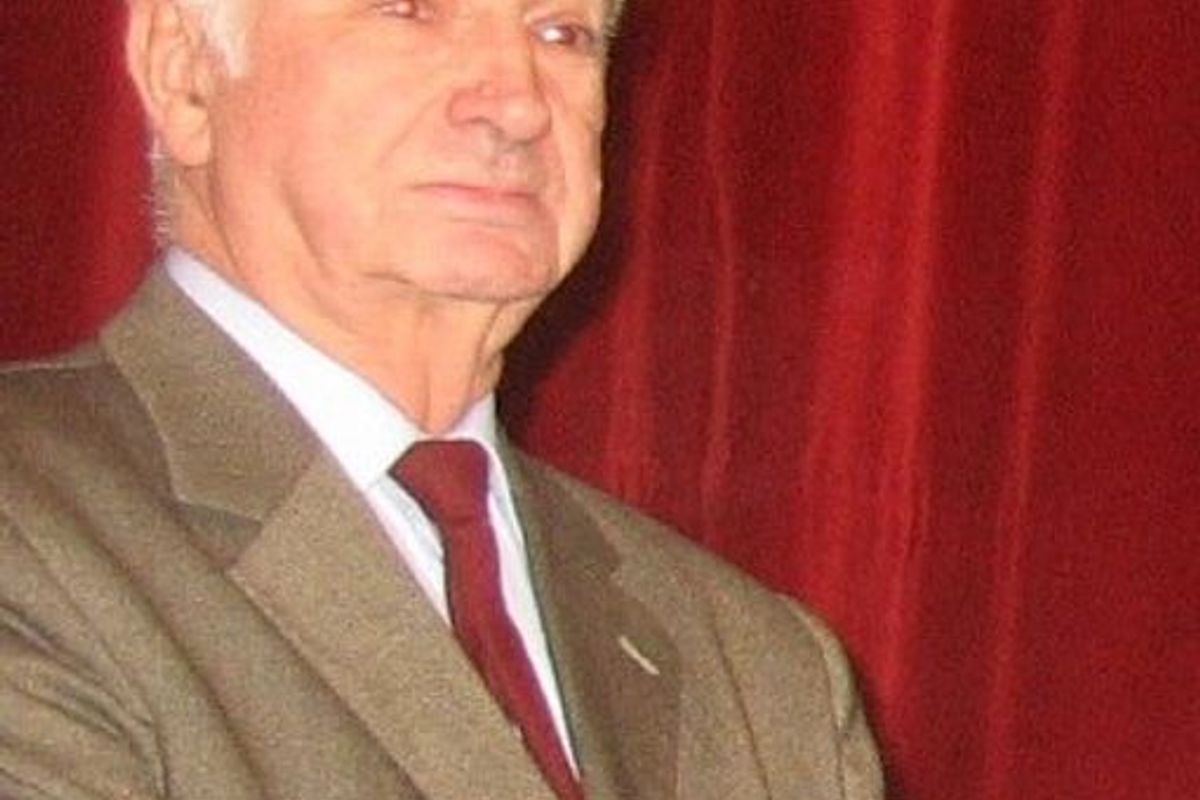 L'ancien maire de La Loupe et conseiller départemental Jacques Renard ...