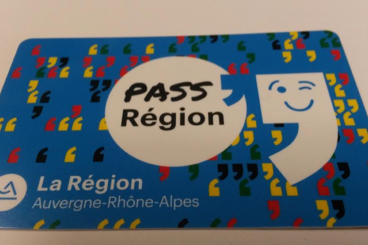 La Région Auvergne-Rhône-Alpes expérimente un Pass Région pour les ...