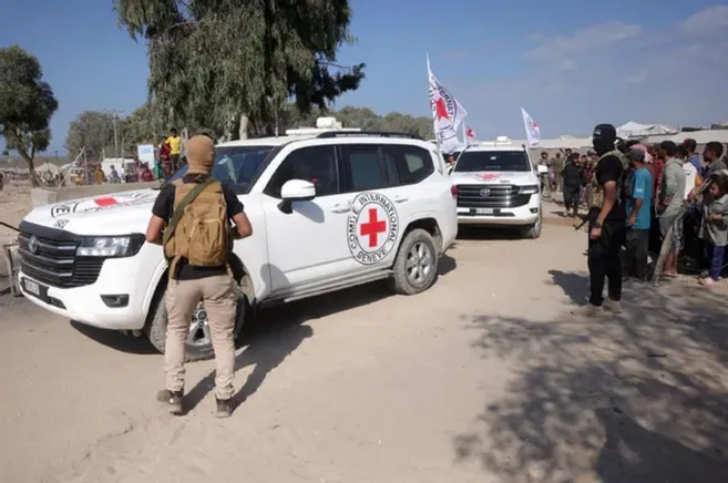 Israël dit avoir identifié les corps rendus dimanche par le Hamas comme ...