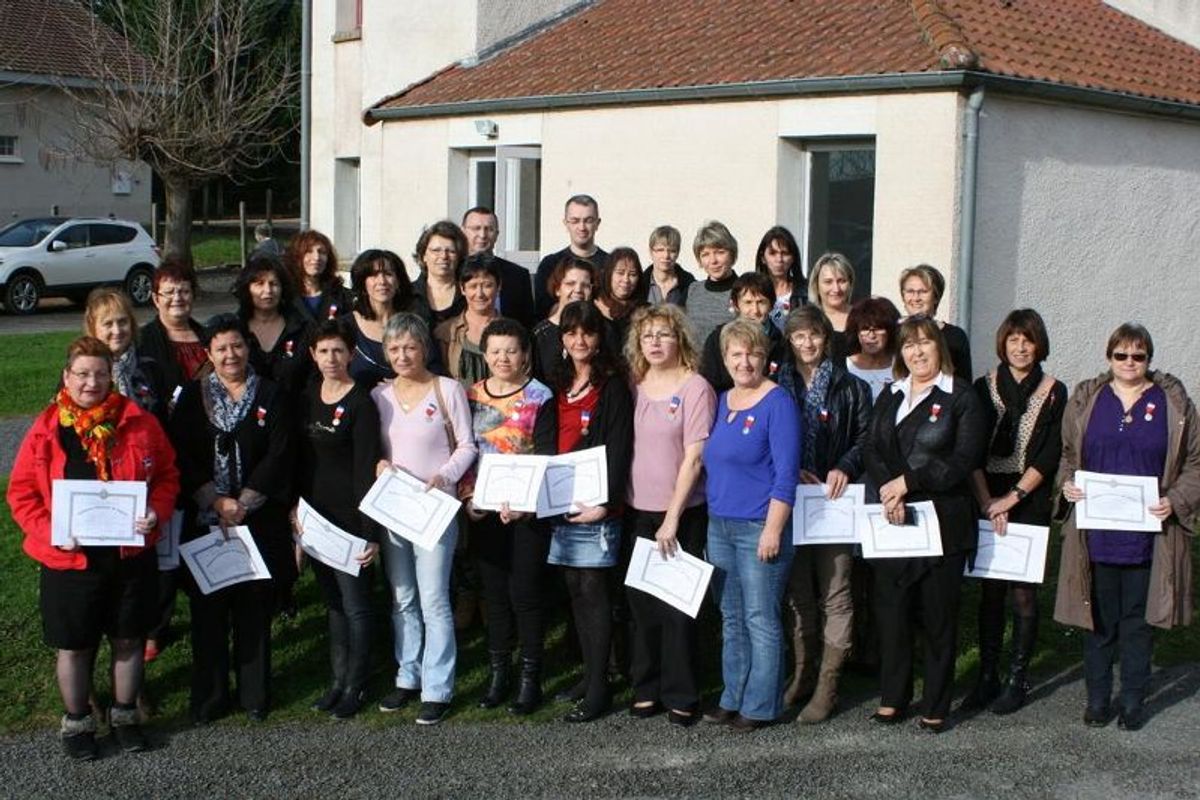 ESPINASSE VOZELLE. Sofama honore ses plus fidèles salariés - La Montagne