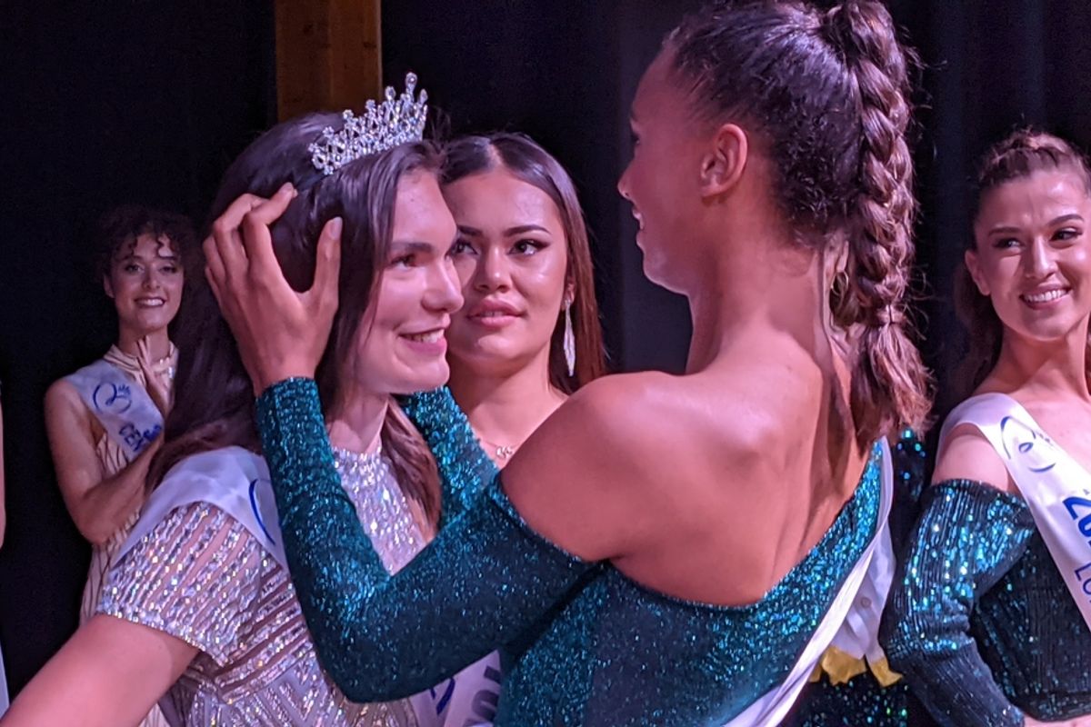 Découvrez les portraits des 17 candidates à l'élection de Miss Loiret ...