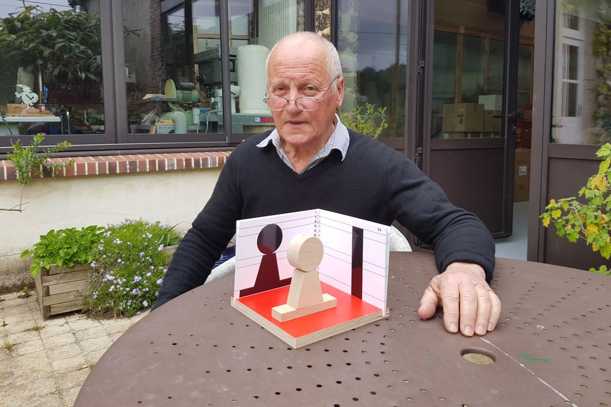 Le créateur Claude Imhof présente ses jeux éducatifs et originaux au ...