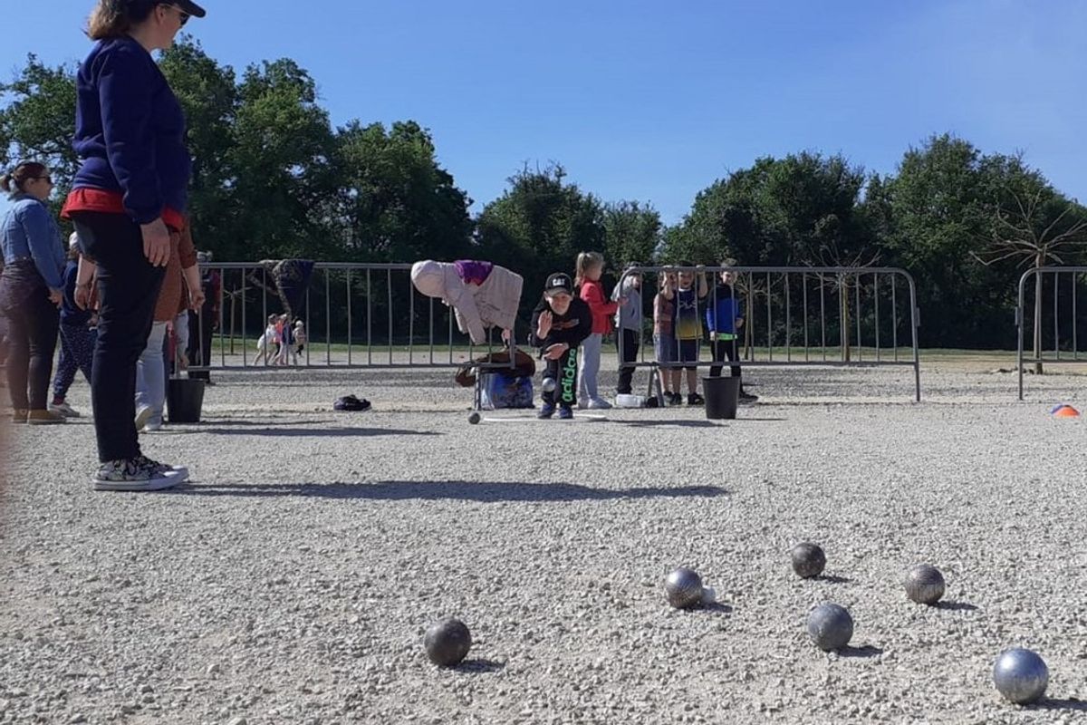 À la découverte du sport-boules - Le Journal du Centre