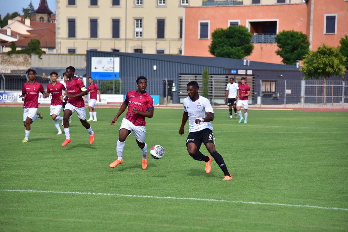 National 3 : la réserve du Clermont Foot veut faire rimer intégration ...